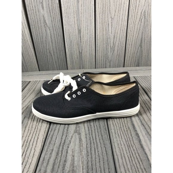 TRAX | Shoes | New Old Stock Vintage Usa Trax Walking Sneaker Women 9 ...